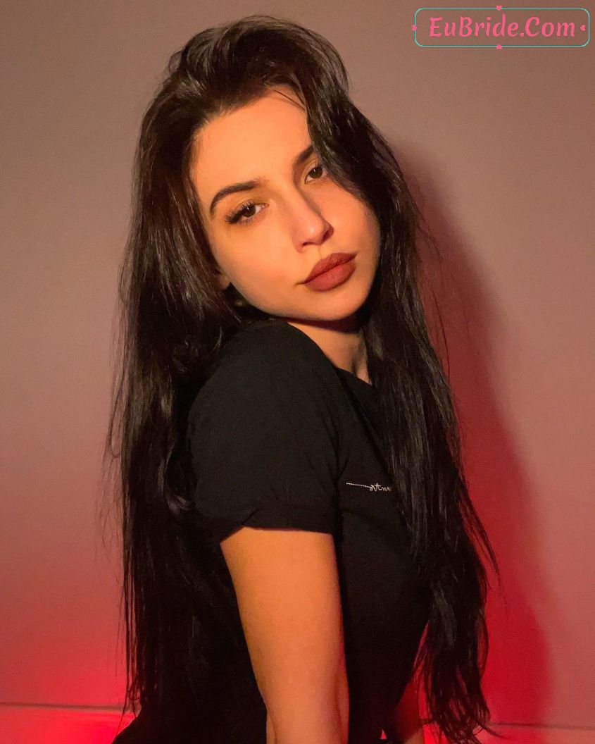 Romanian Brides: Meet Romanian Girls for Marriage